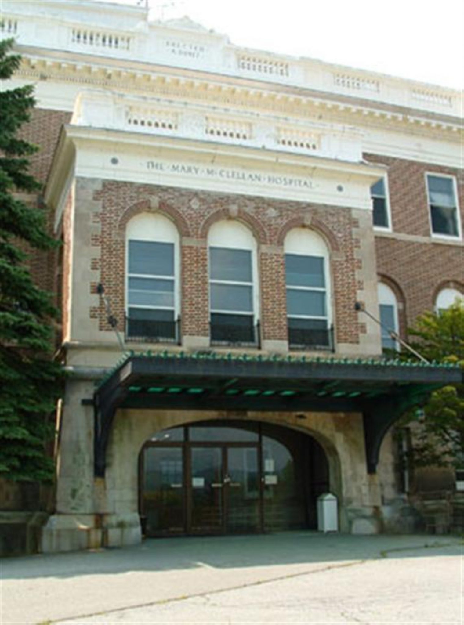 Mary McClellan Hospital, 2005 – Ken Gottry's history collection